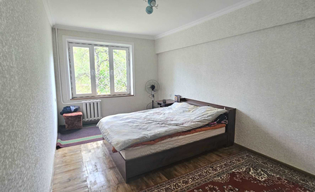 Срочно продаётся квартира в Юнусабаде 3/2/4 (J2550)