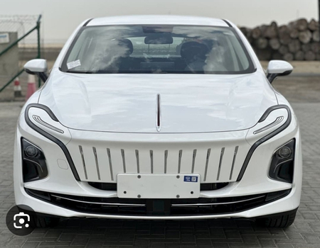 Hongqi E-QM5 sotiladi 2024