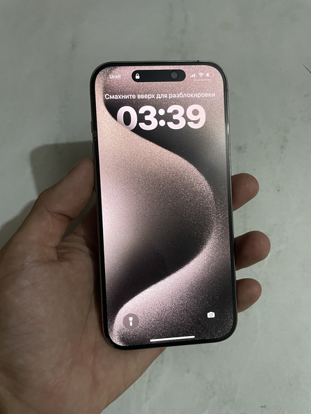 iPhone 15 pro 128gb
