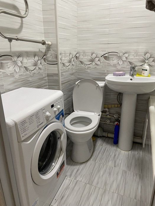 Продаётся однокомнатная квартира, Юнусабад 5 квартал Шохсарой