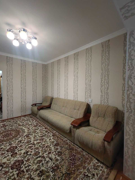 Срочно продам 2ком квартиру.Феруза 2,Напротив ЭКО базара