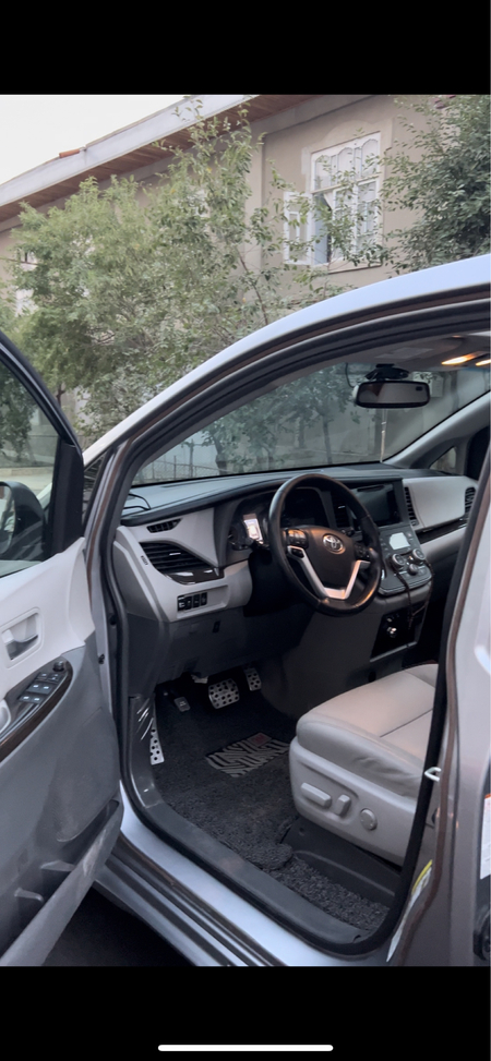 Toyota sienna 2016 7kishilik