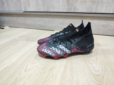 Бутсы Adidas Predator