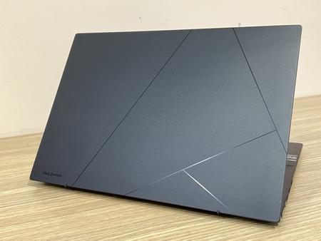 Asus zenbook 14 oled display 2.8k intel core i5 12th gen