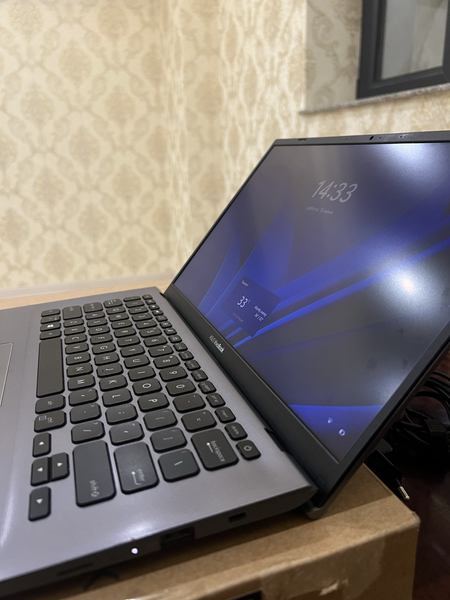 Notebook Asus 14 hfd STILADI