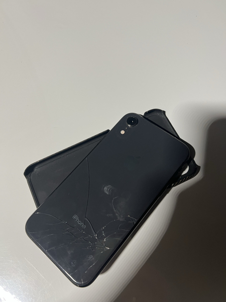 Iphone Xr sotiladi srocne