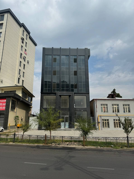 Евронежилое. 1-Линия вдоль дороги. Улица Нурафшон. под любой бизнес.