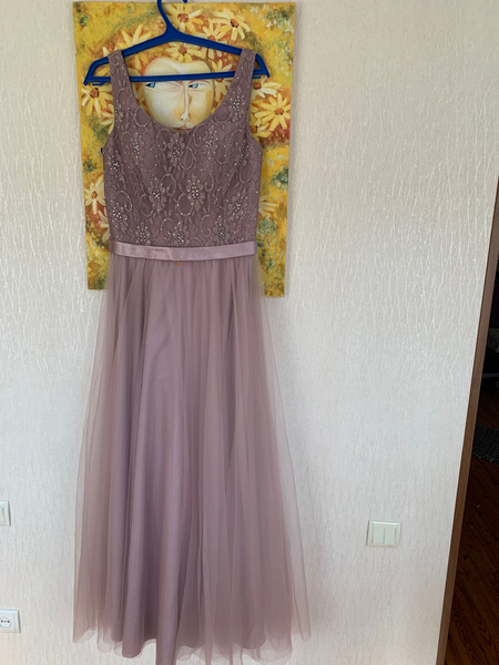Продам шикарное вечернее плать 44-46