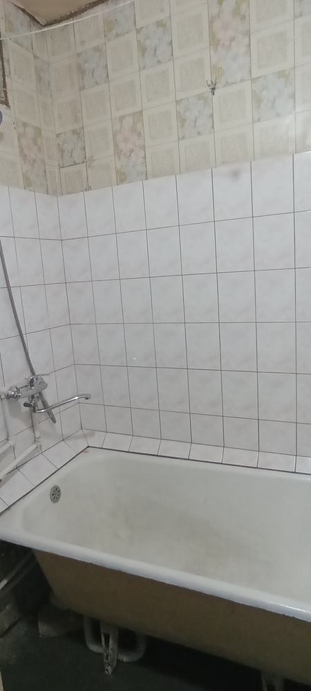 Сдам квартиру 1в2/5/5 педагогический университет 
42 м.кв чистой кварт
