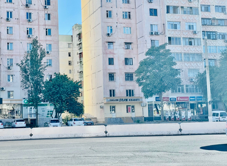 Сдается на аренду помещение первая линия ор-р Паркентский базар своя