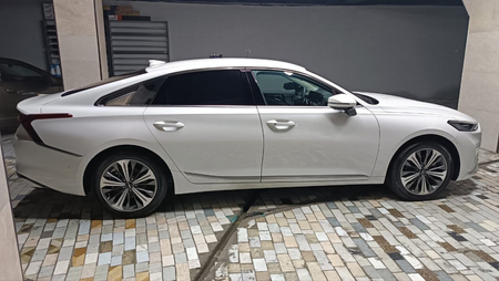 Kia k8  sotiladi