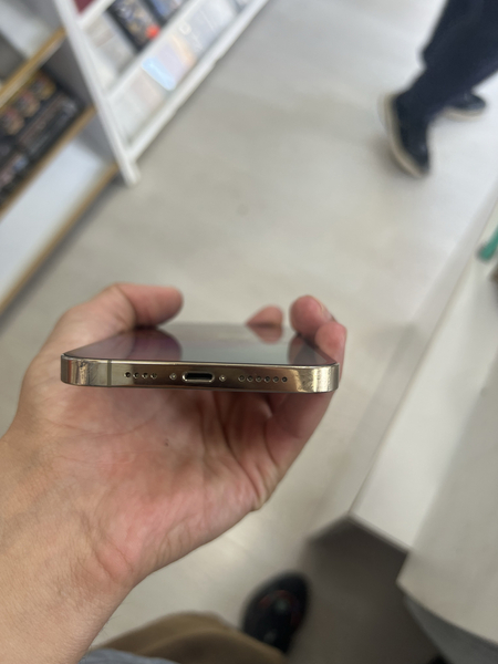 iphone 12 pro max sotiladi