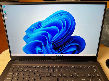 Продам ноутбук i7-11370H/512GB SDD/16GB IPS 16,1