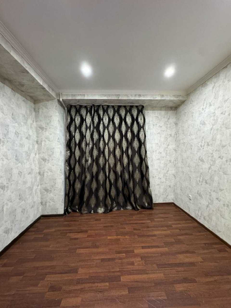 Продается  2-х ком. квартира  Ц-1