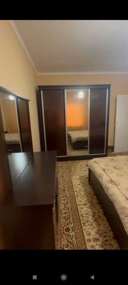 Tez sotiladi 2 honalik honadon 77 seriya gishtlik uy 4 qavat SR