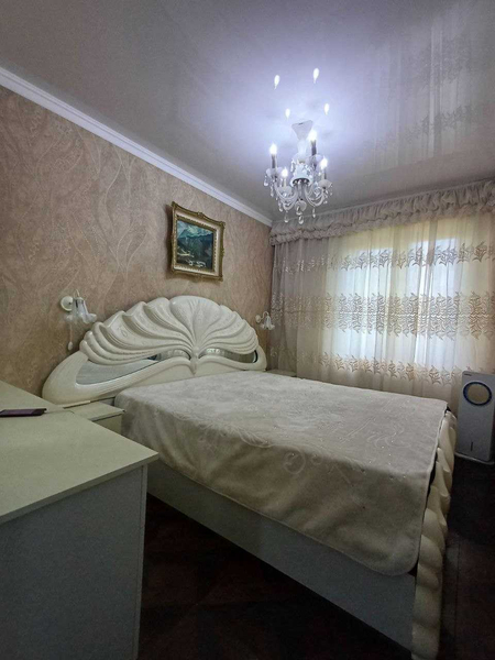 Аренда квартиры на Максим Горький Гост. Саёхат  3Хкомнитная ID:KM342