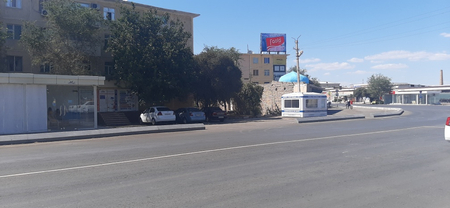 Гурлан йули кесишмасида жойлашган     тезкор матбаа йулида ховли жойла
