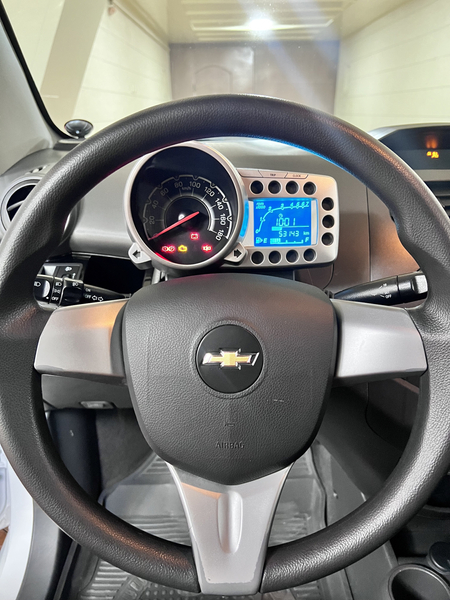 Spark sotiladi 2017 yil 53000km yurgan xolati ideal