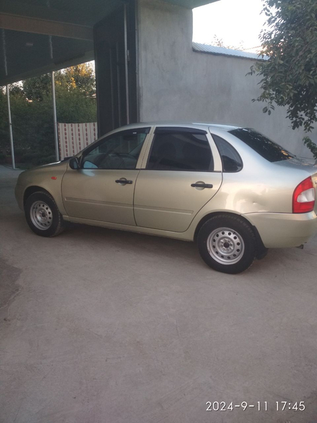 Lada jiguli holati yaxshi