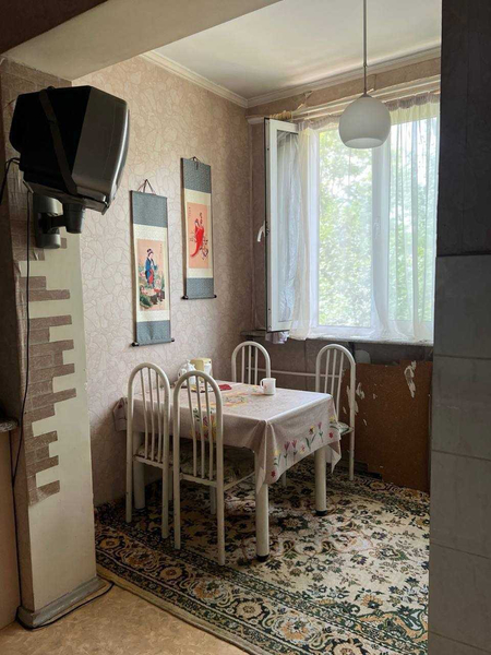 СРОЧНО !! Продается квартира в Яшнабаде 2/3/5 ( 60 кв/м ) Авиасозлар 1