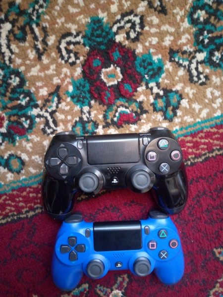 playstation 4 fat 500 G B памит