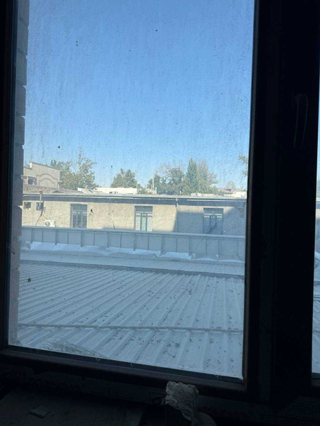 V3421 3/2/8 Юнусабад 6кв Ор.р: Американская посольство 97м2 коробка