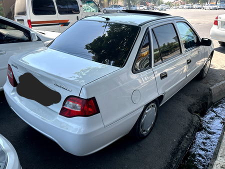 Sotiladi nexia 1.6 lux kandisioner