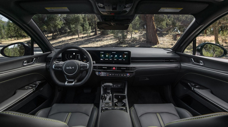 Kia K5 2024 Halol Nasiya Savdoga yillik ustamasi 9%