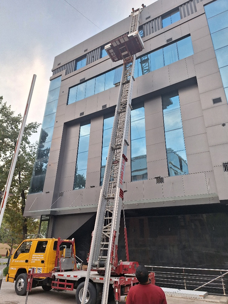 Автолифт услуга грузов