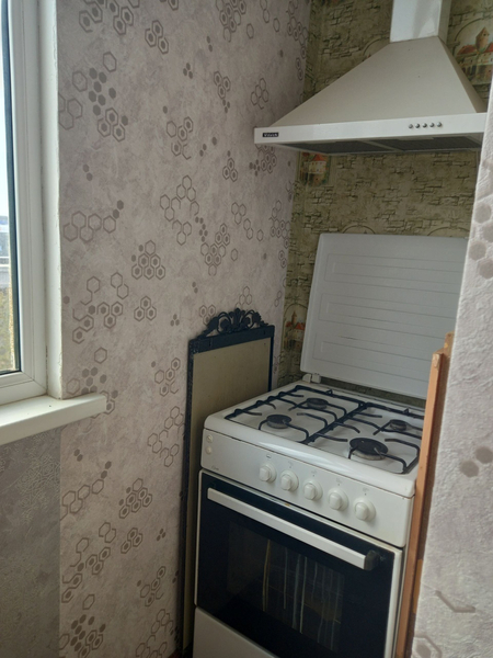 Срочно прадам квартиру массив Куйлюк-5  1/5/9.  35000$