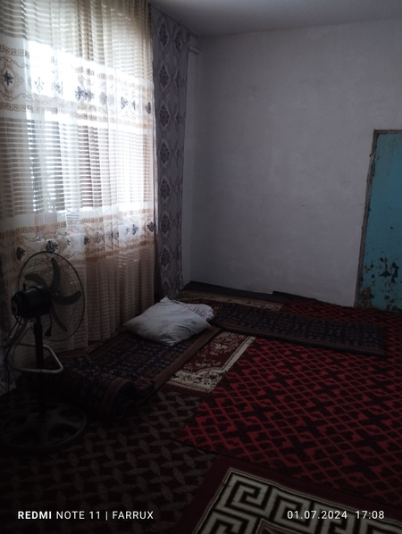Уй сотилади 6 сотих