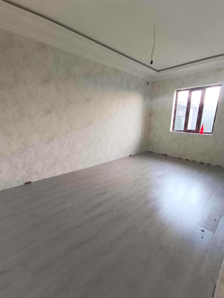 продам новый евро дом сергили кумарик 1*3 сот 4 хона 85000