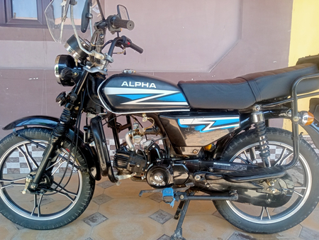 Holati zoʻr  boloʻnlari yoxshi motori yaxshi  motsekil holati zoʻr