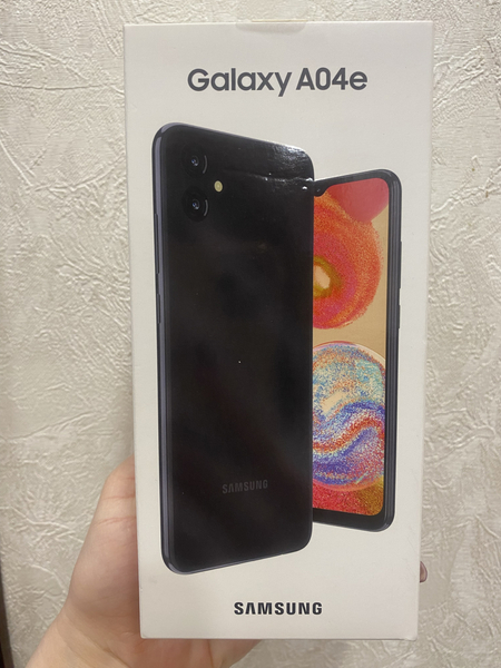 Продаётся телефон Samsung A04e