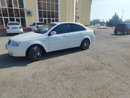Продается Lacetti 1.6 avtomat