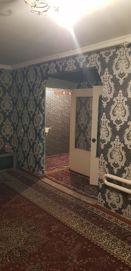 Quvasoyda 2 xonalik kv sotiladi kollej oldida
