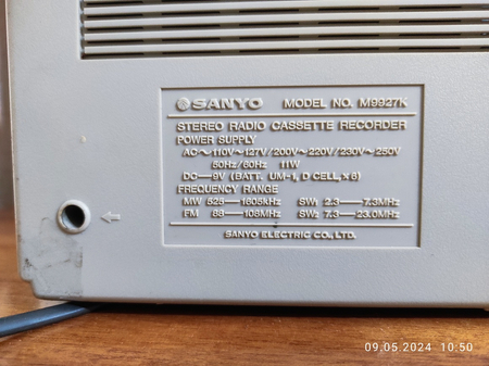 Продаю РЕТРО магнитофон японский Sanyo M9927K советского периода.