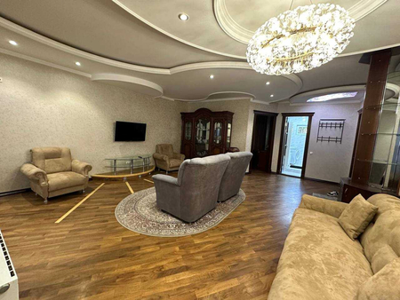 АРЕНДА КВАРТИРЫ 3/2/4 Адрес: Ц1 Ориентир: ЭКО парк
