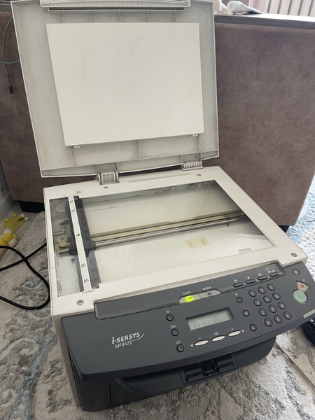 Продам 3в1 приниер Canon Mf4120