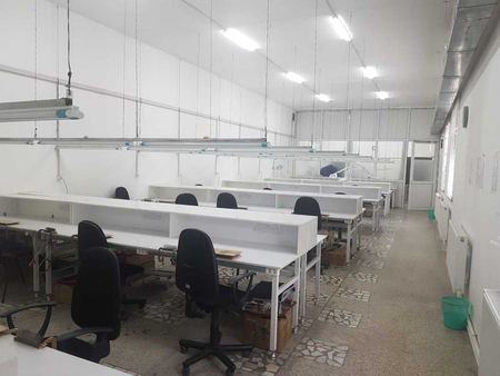 Tikuv sexi binosi sotiladi (uskunasiz), maydoni 232 m2: