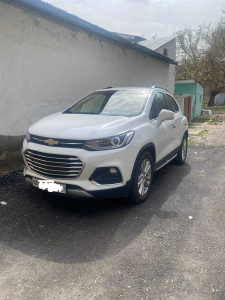 Tracker sotiladi