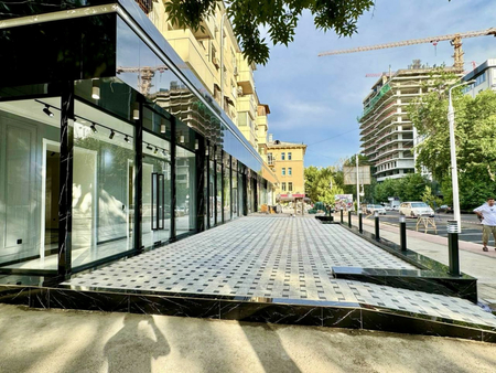Продаю Своя Hi-Tech Office Чиланзар 22-кв Еко парк 1-линия 60м2.