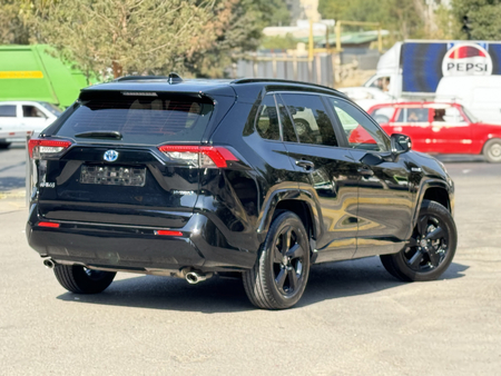 Продается Toyota RAV 4 Hybrid Euro