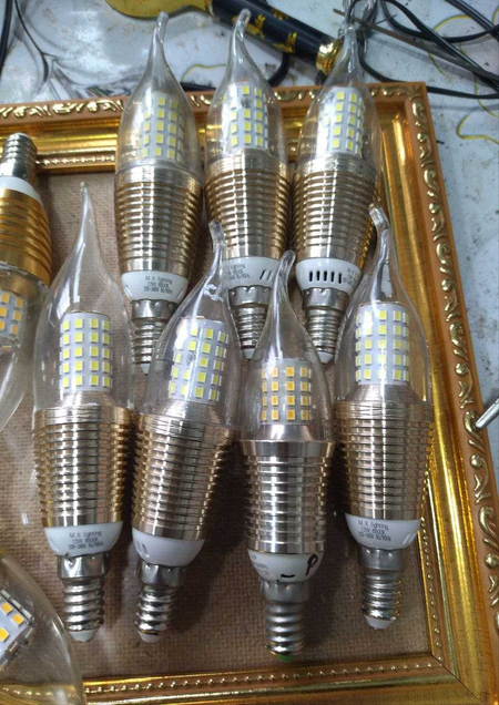 Продам лампочки для люстры.