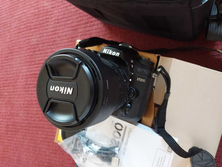 Nikon D7200 fotoapparat sotiladi
