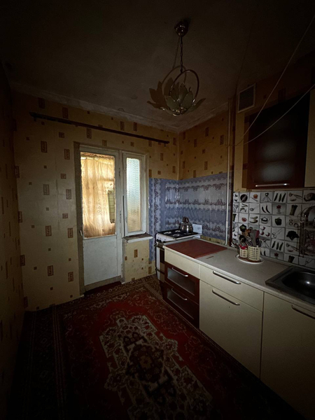 Продается двухкомнатная квартира в чирчике