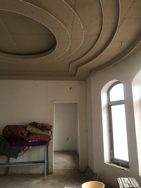 Юнсабот тумани котта хасанбойда 8 кочада 6 сотх 10 хона