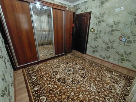 КВАРТИРА СОТИЛАДИ. 2 ХОНАЛИ. 55 метр кв. Мебель, техникалари билан