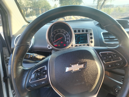 2011 yil spark 65 mln