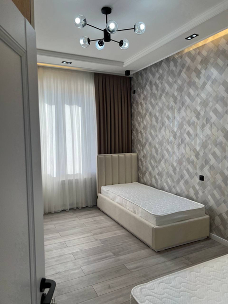 Новостройка ЖК “Yulduz” Real House 3 комнатная 4 этаж, 100м2.Авторская